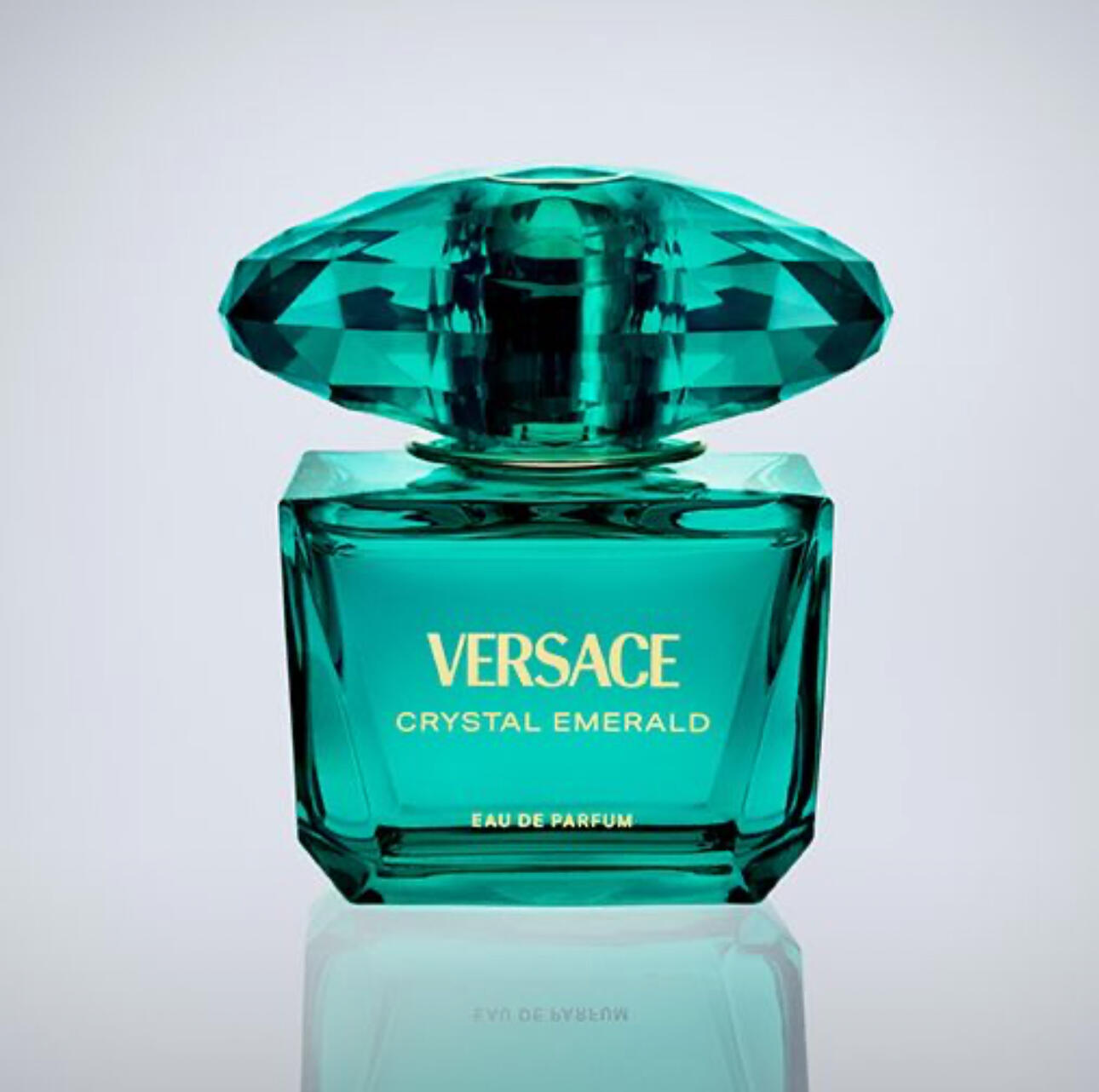 Crystal Emerald Versace - una novità fragranza da donna 2025
