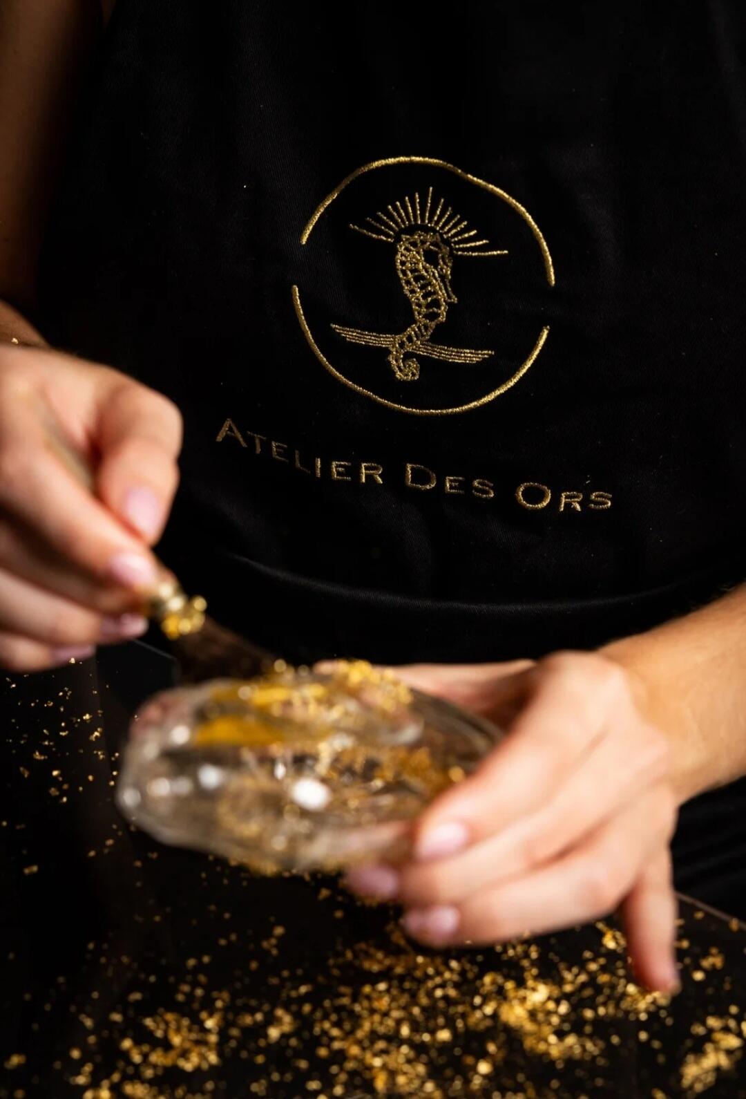 Lune Féline Extrait Gold Craftsmanship Limited Edition Atelier des Ors ...