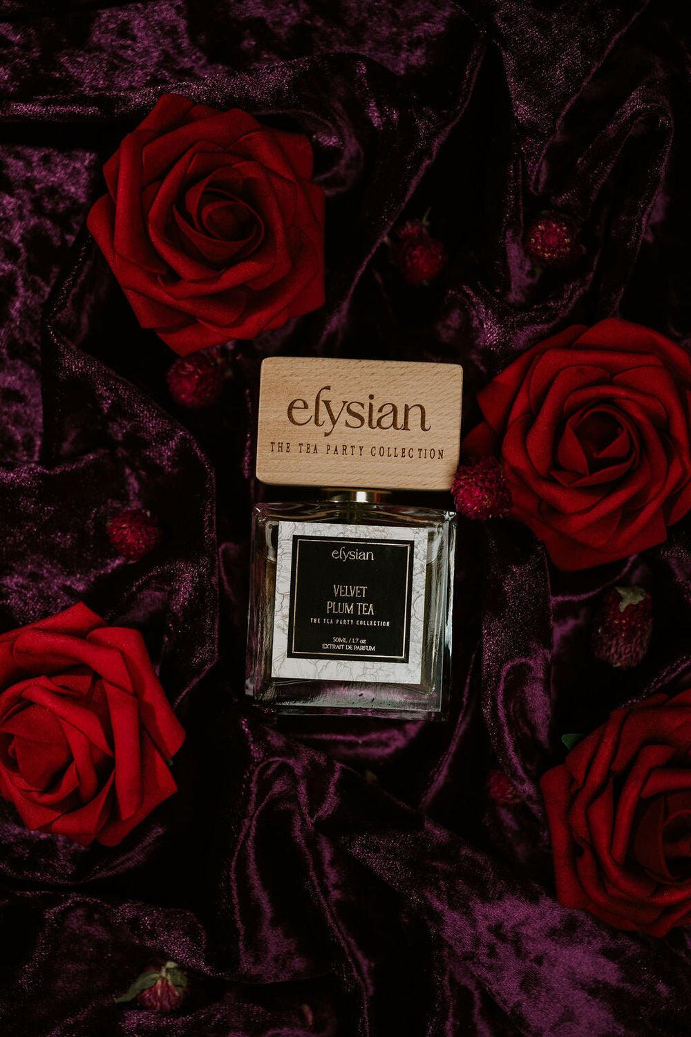 Velvet Plum Tea Elysian parfum - un nouveau parfum pour homme et femme 2026
