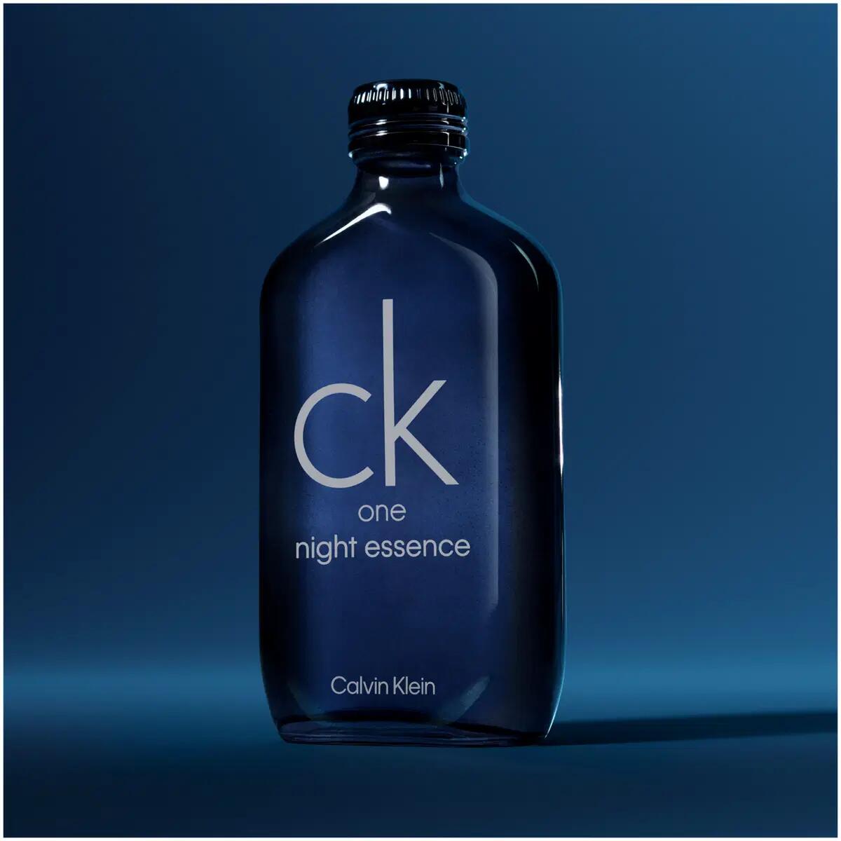CK One Night Essence Calvin Klein - una novità fragranza unisex 2026