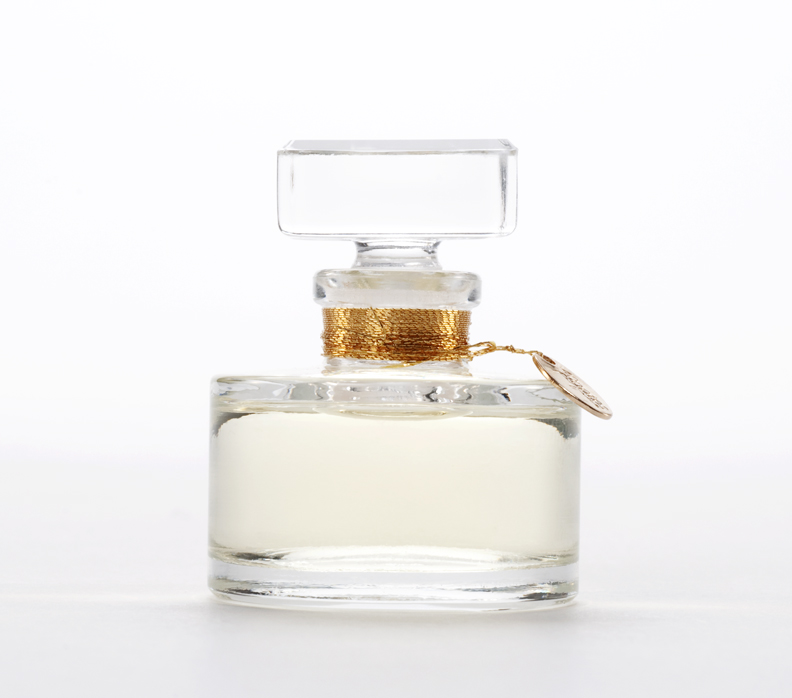 White Winter Flower 40 Notes Perfume perfume - a fragrance for women