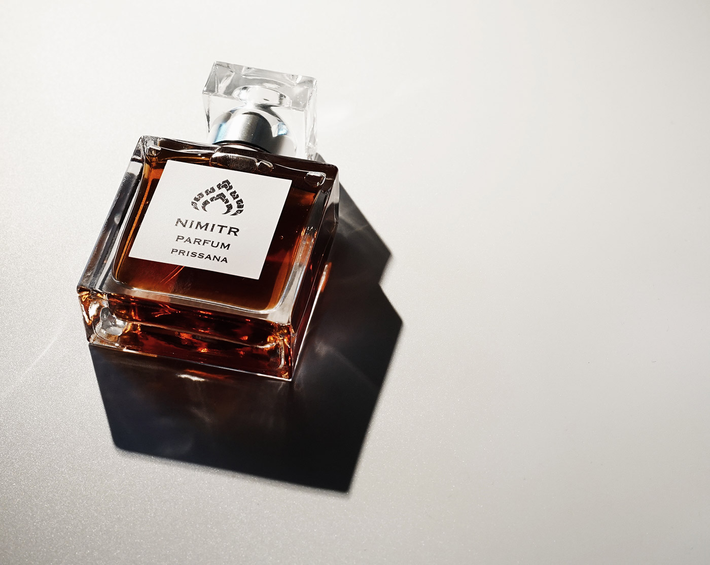 Nimitr Prissana Colonia - una fragancia para Hombres 2018