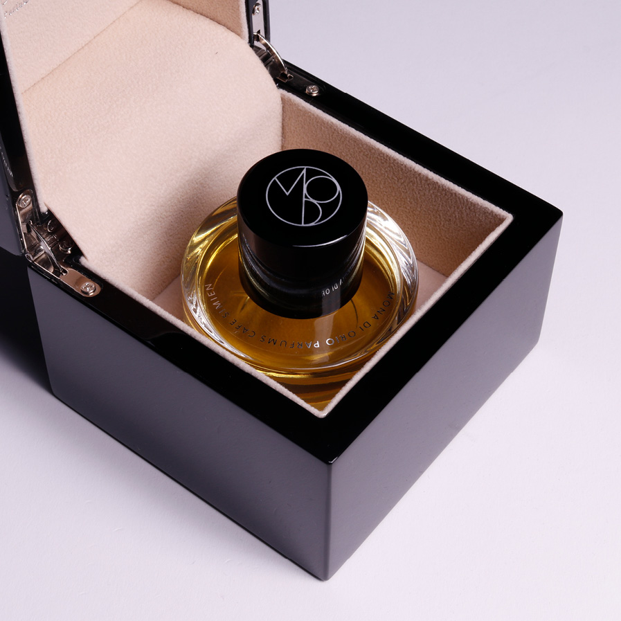 Mellifera Mona di Orio perfume - a fragrance for women and men 2019