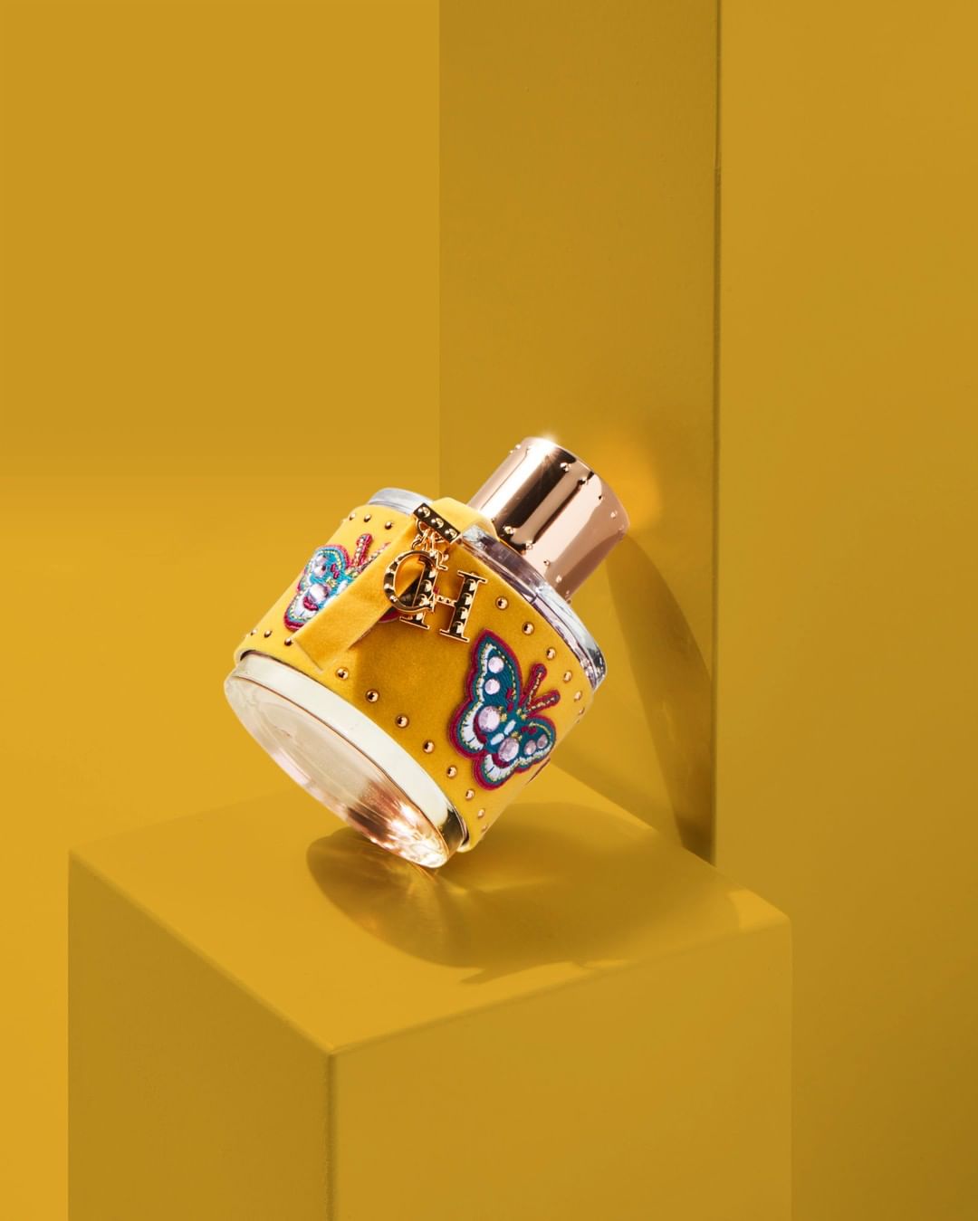 CH Beauties Carolina Herrera perfume - a fragrance for women 2020