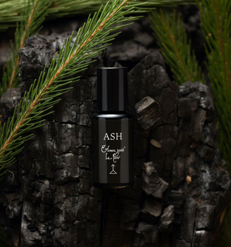 Ash La Curie perfume - a fragrance for women and men 2019