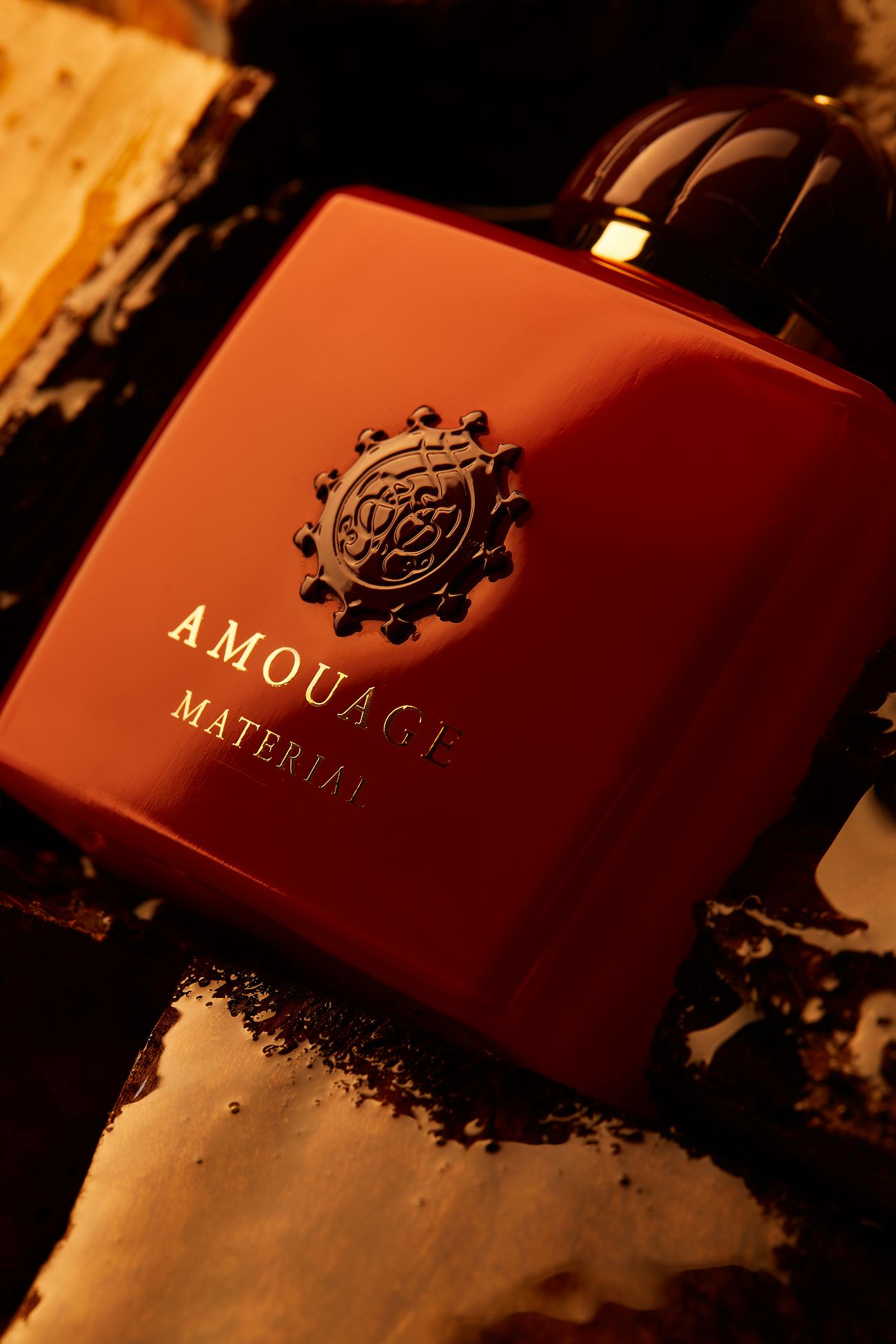 Material Amouage perfume - a new fragrance for women 2021