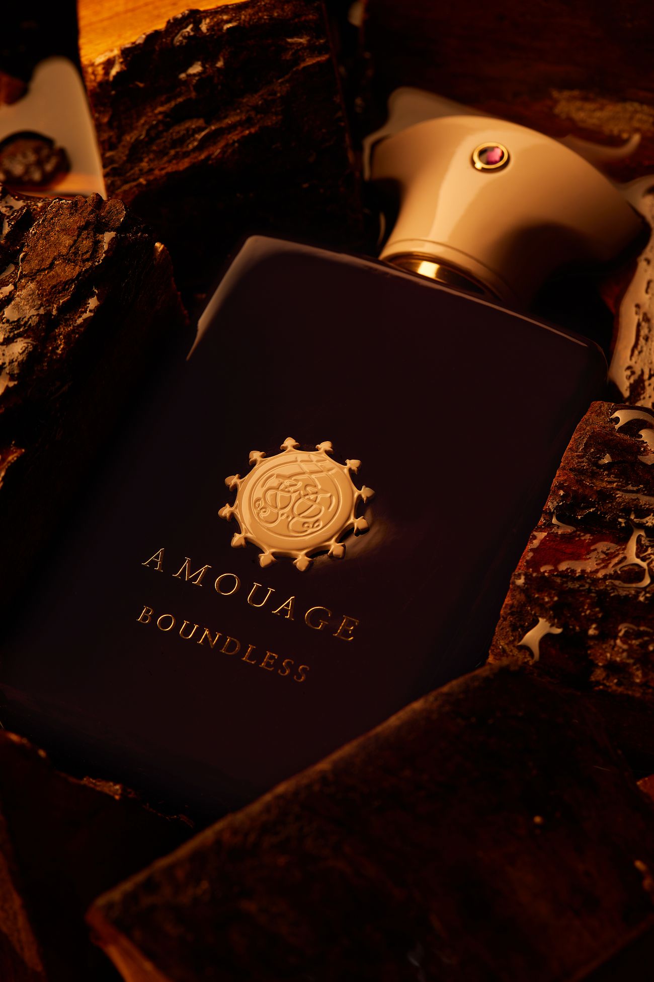 Boundless Amouage perfume - a new fragrance for women and men 2021