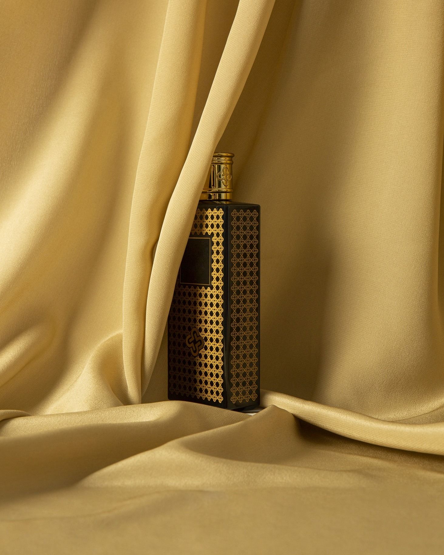 Vetiver Java Perris Monte Carlo perfume - a fragrance for women and men ...