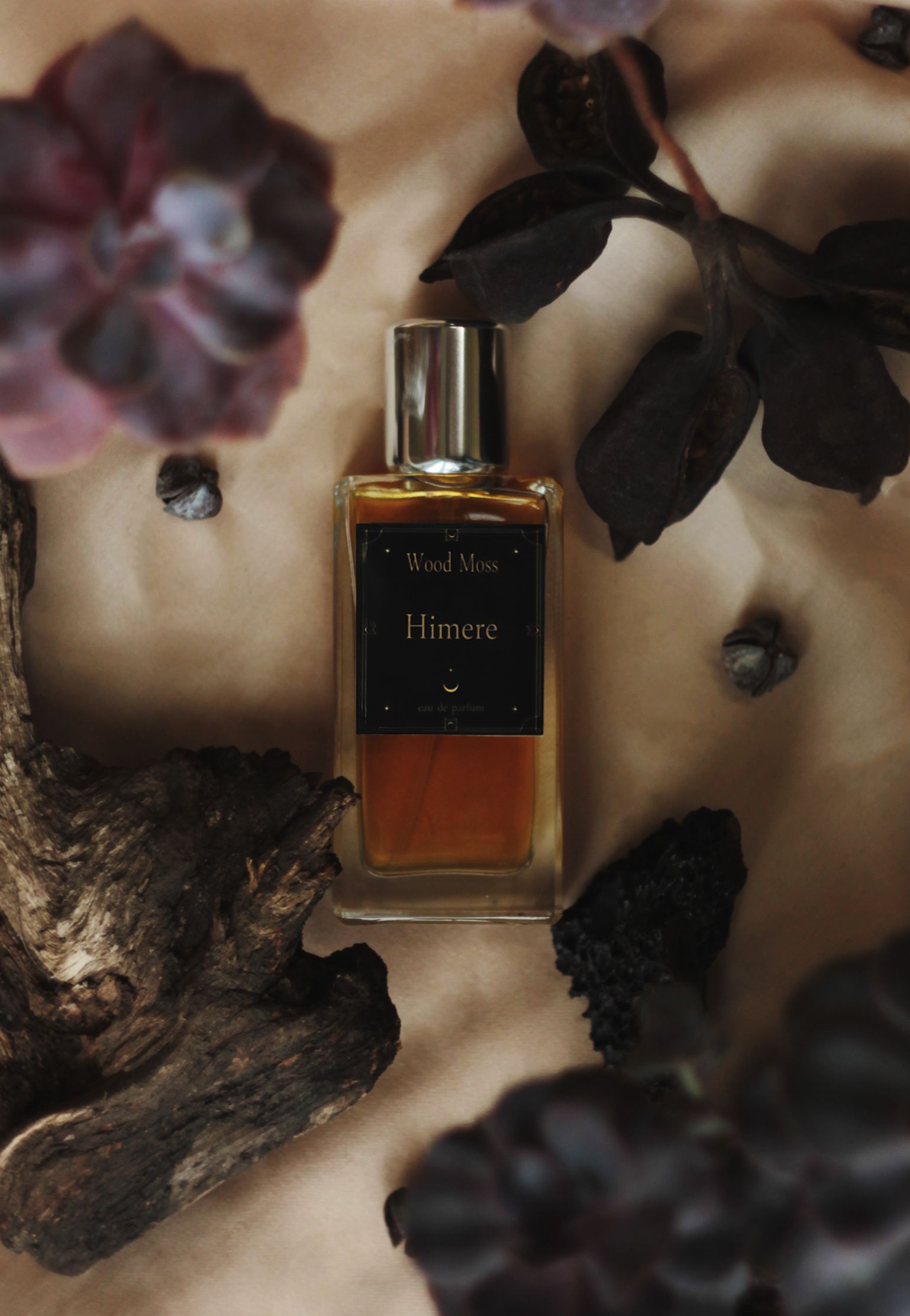 Himère Wood Moss perfume - a fragrance for women and men 2021