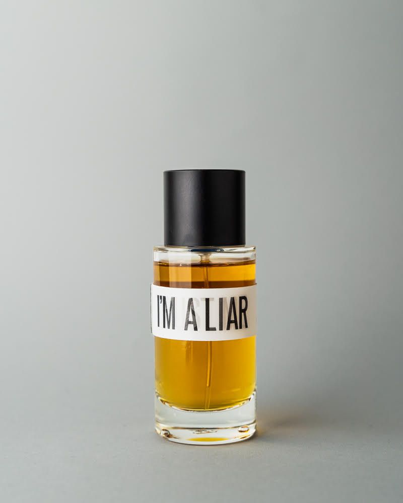 Wear Me If You Believe In Santa Trust Me I Am A Liar аромат — аромат ...