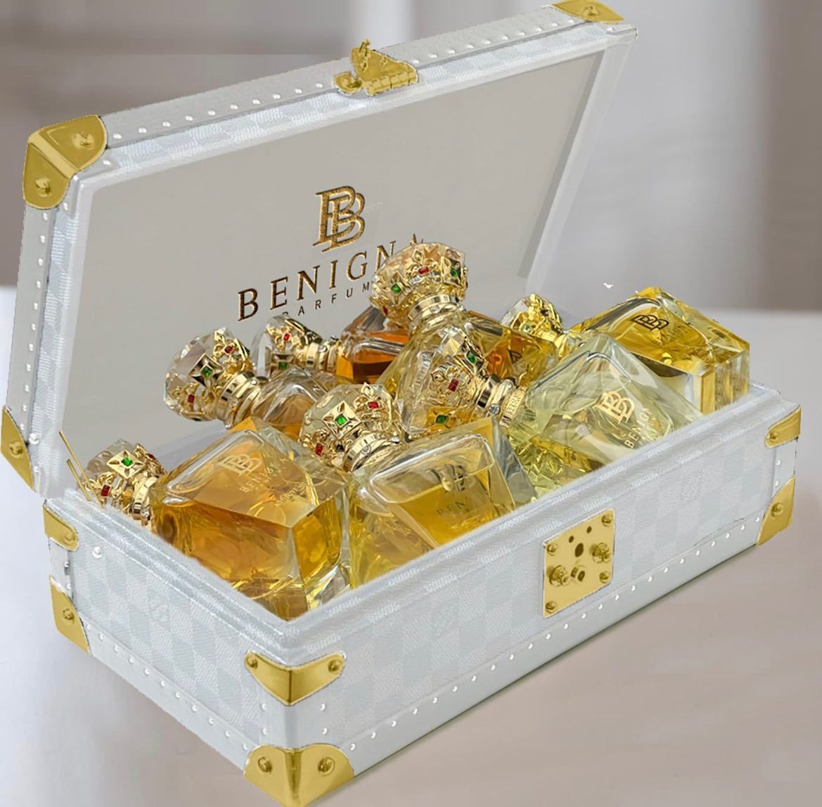 Worthiness Benigna Parfums perfume - a fragrance for women and men 2022