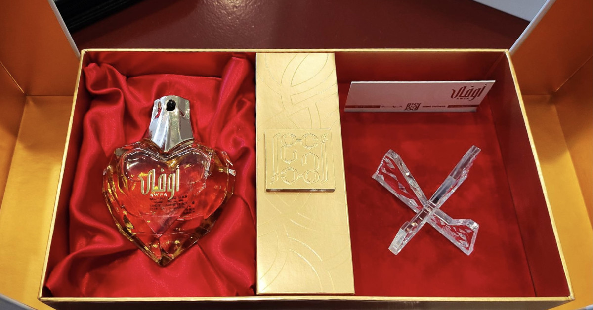 Awfa Ahmed Al Maghribi: The Glass Heart ~ Fragrance Reviews