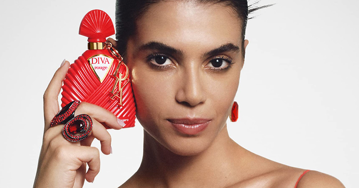 Diva Rouge by Emanuel Ungaro: Modest Lady in Red ~ Fragrance Reviews