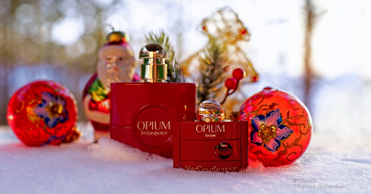 Perfumed Christmas ~ Columns