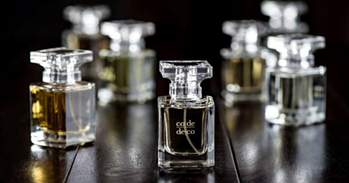 Scented Snippets: Code Deco A Minor / Dark Finesse ~ Fragrance Reviews