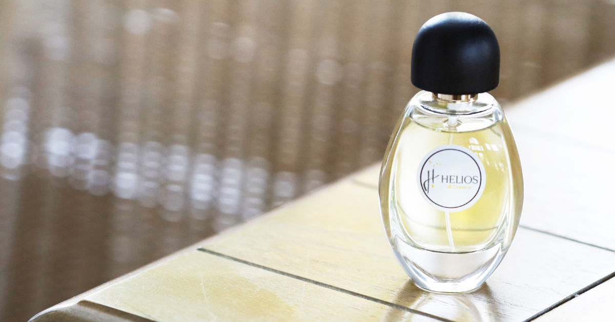 Perfume Helios di Corsica de un productor de aceite de siempreviva ...