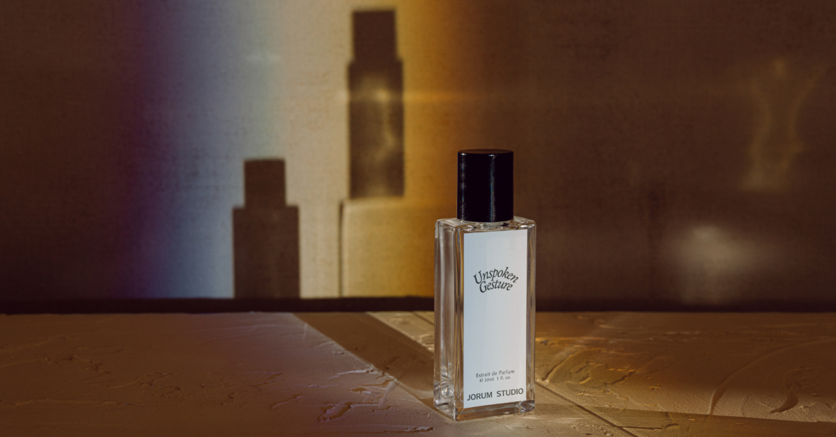 Unspoken Gesture par Jorum Studio Review ~ Parfums de Niche