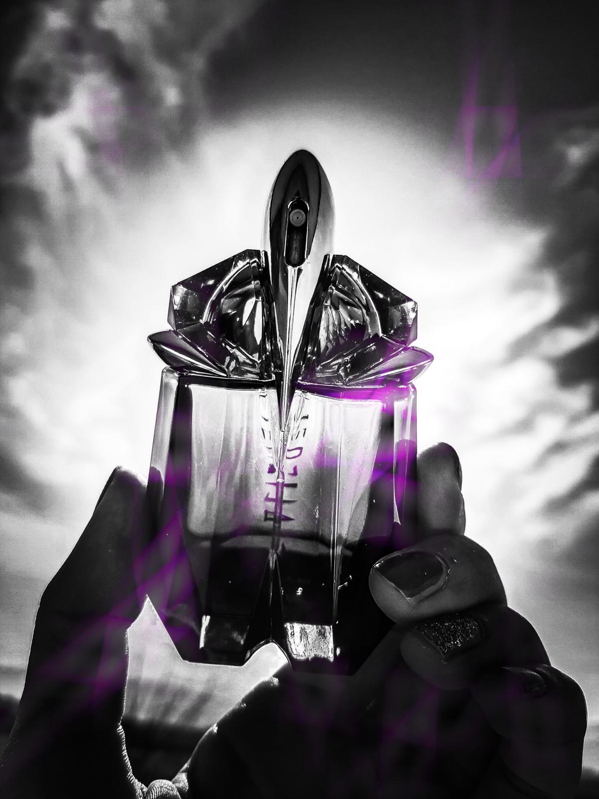 Alien Mugler perfume - a fragrância Feminino 2005