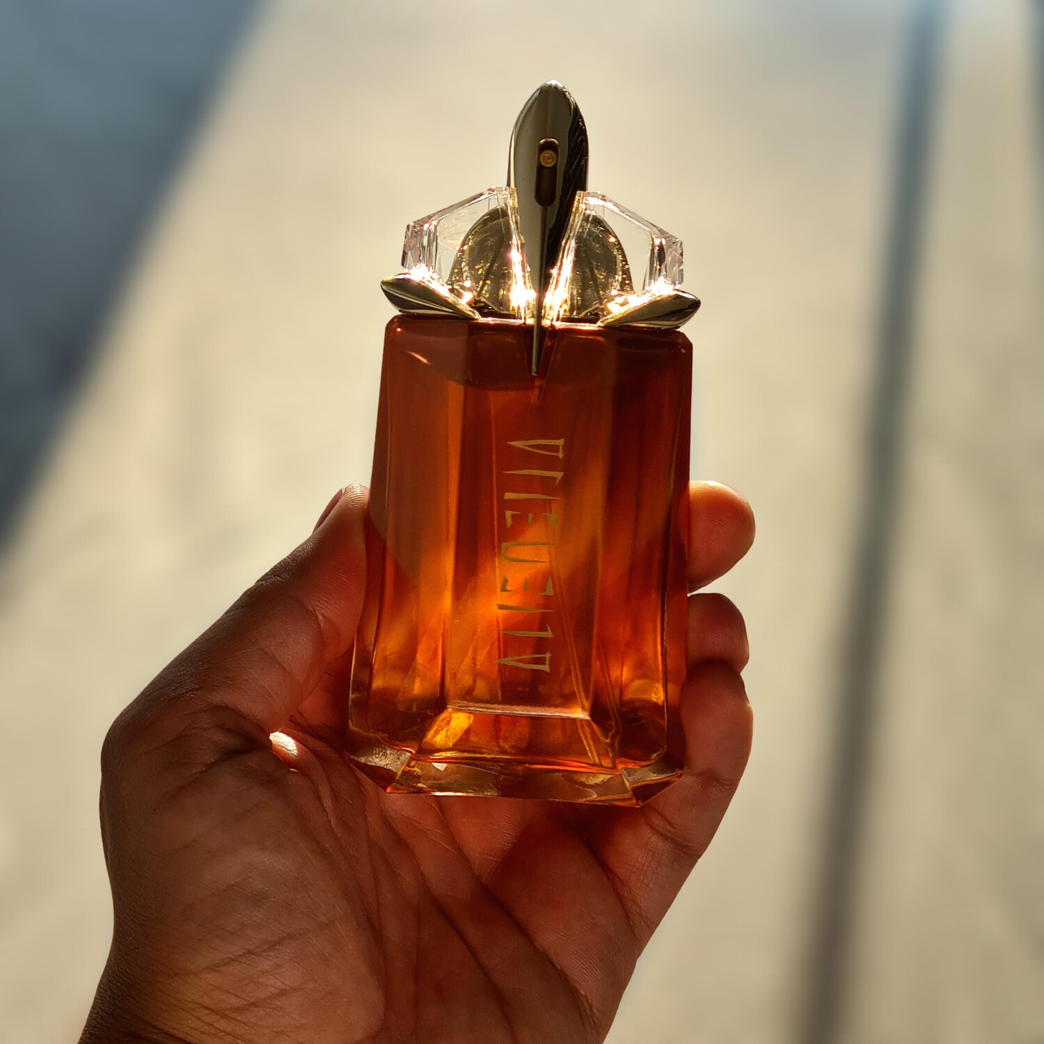 Alien Goddess Supra Florale Mugler perfume - a fragrance for women 2023