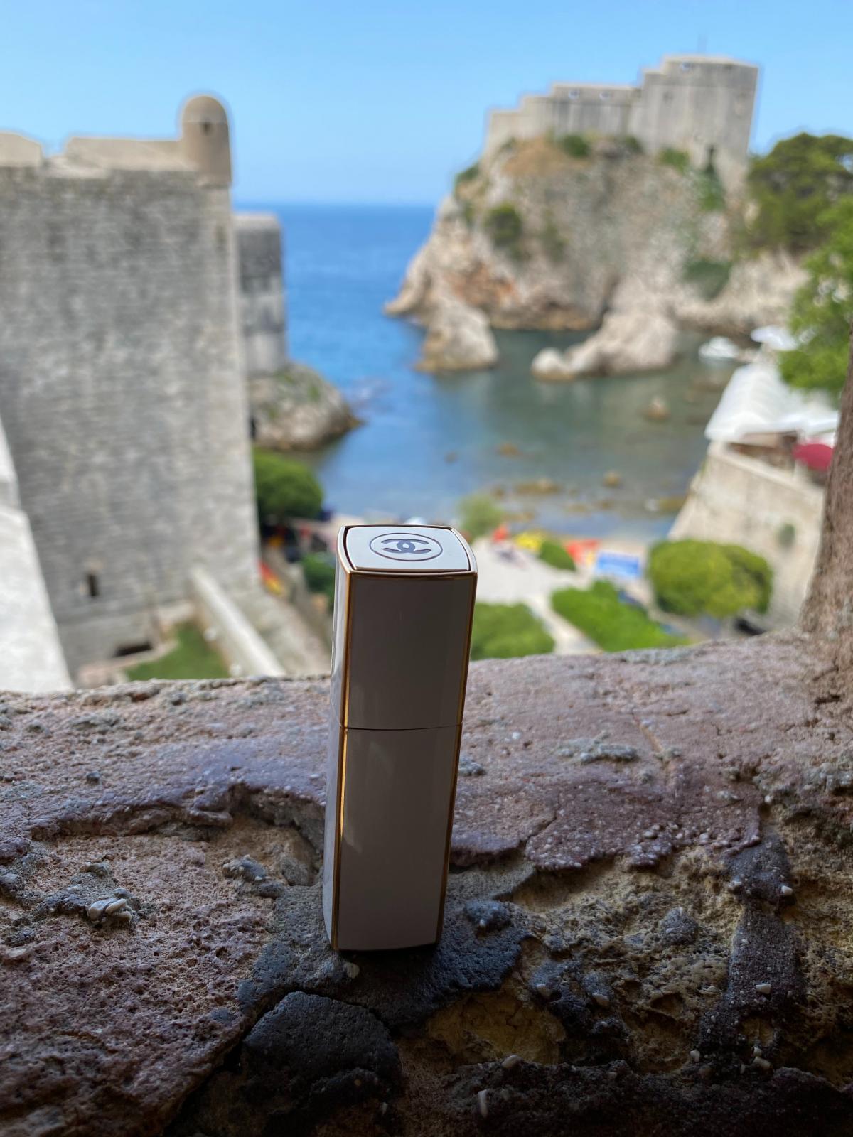 Coco Mademoiselle Intense Chanel perfume - a fragrance for women 2018