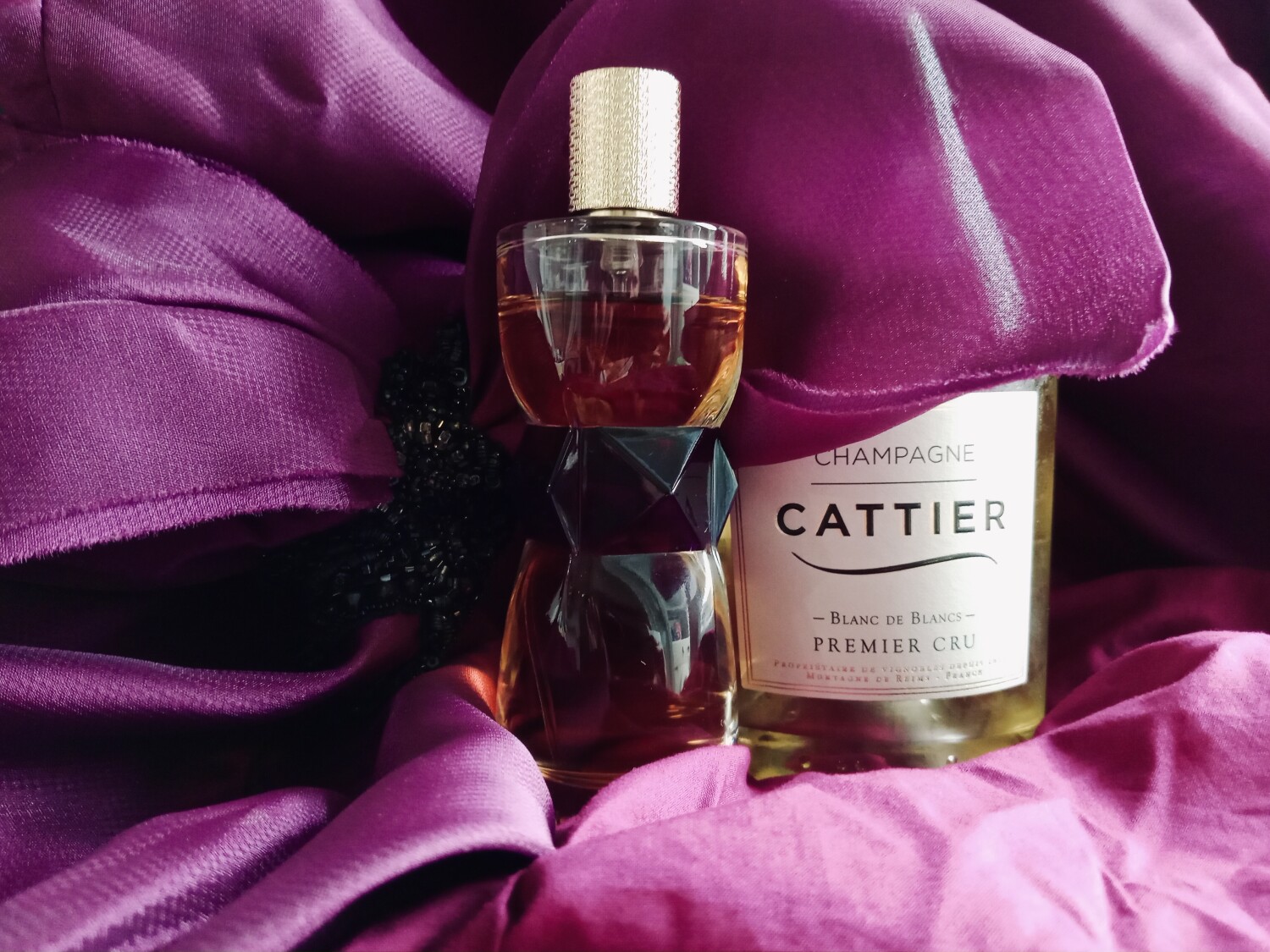 Manifesto Yves Saint Laurent fragancia - una fragancia para Mujeres 2012