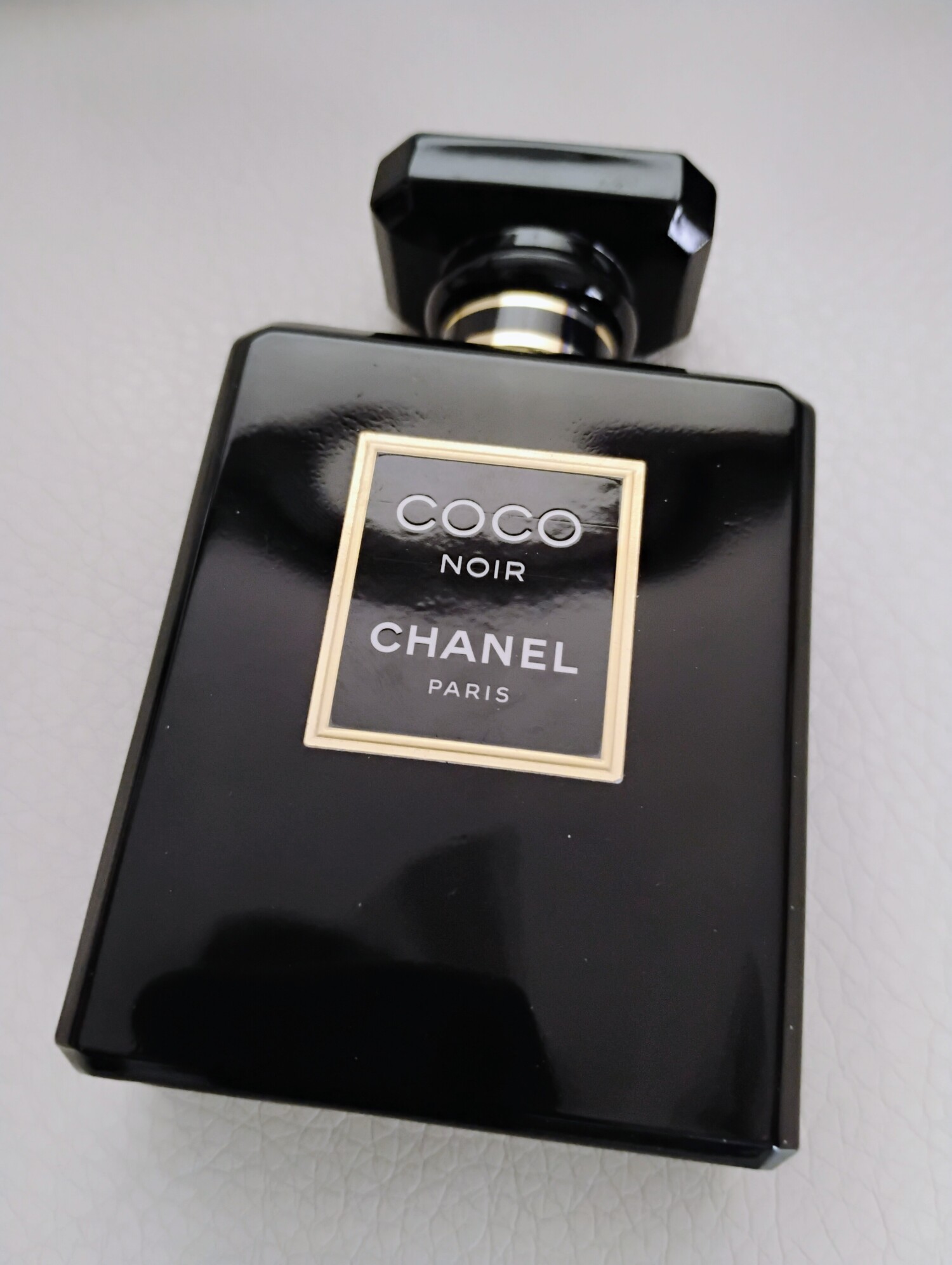 Coco Noir Chanel perfume - a fragrance for women 2012