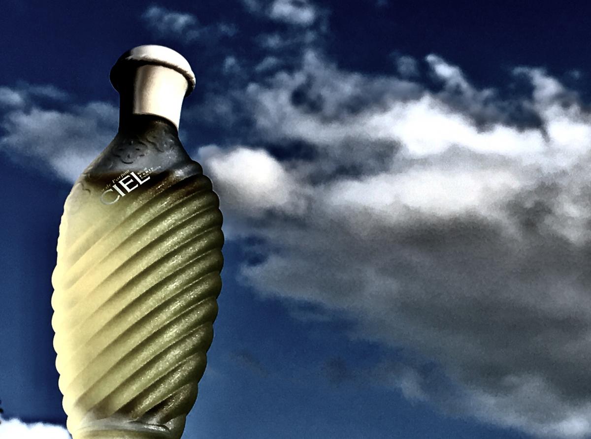 Ciel Ulric de Varens perfume - a fragrance for women