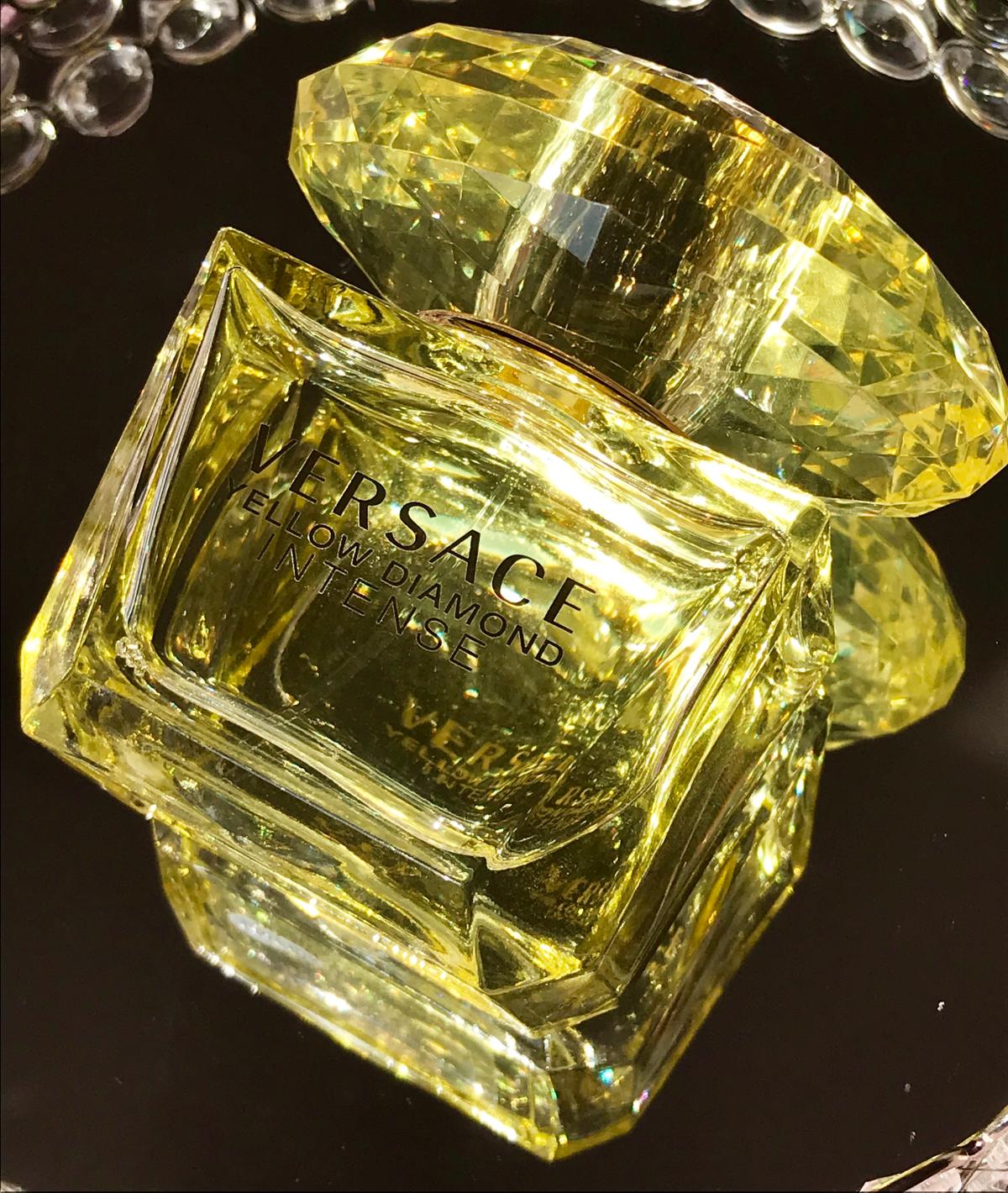 Yellow Diamond Intense Versace perfume - a fragrance for women 2014