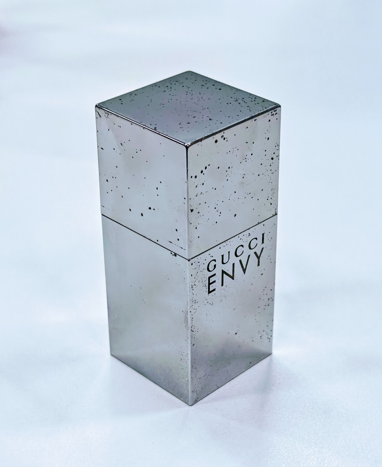 Envy Gucci perfume - a fragrance for women 1997