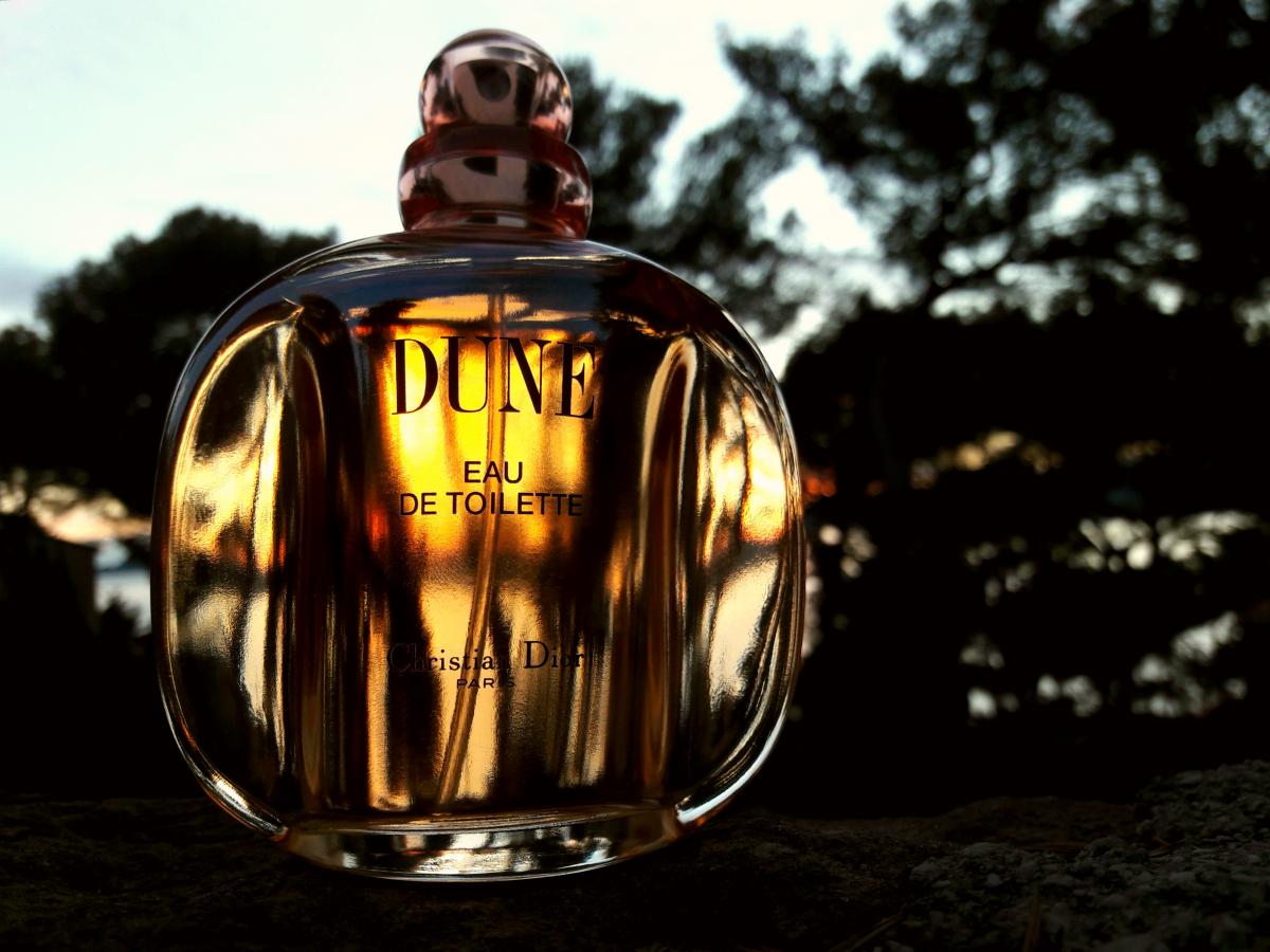 Dune Dior perfume - a fragrance for women 1991