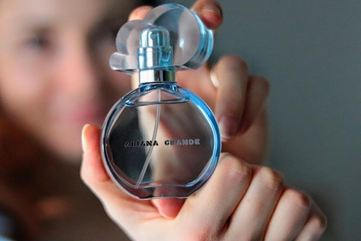 Cloud Ariana Grande perfume - a fragrance for women 2018
