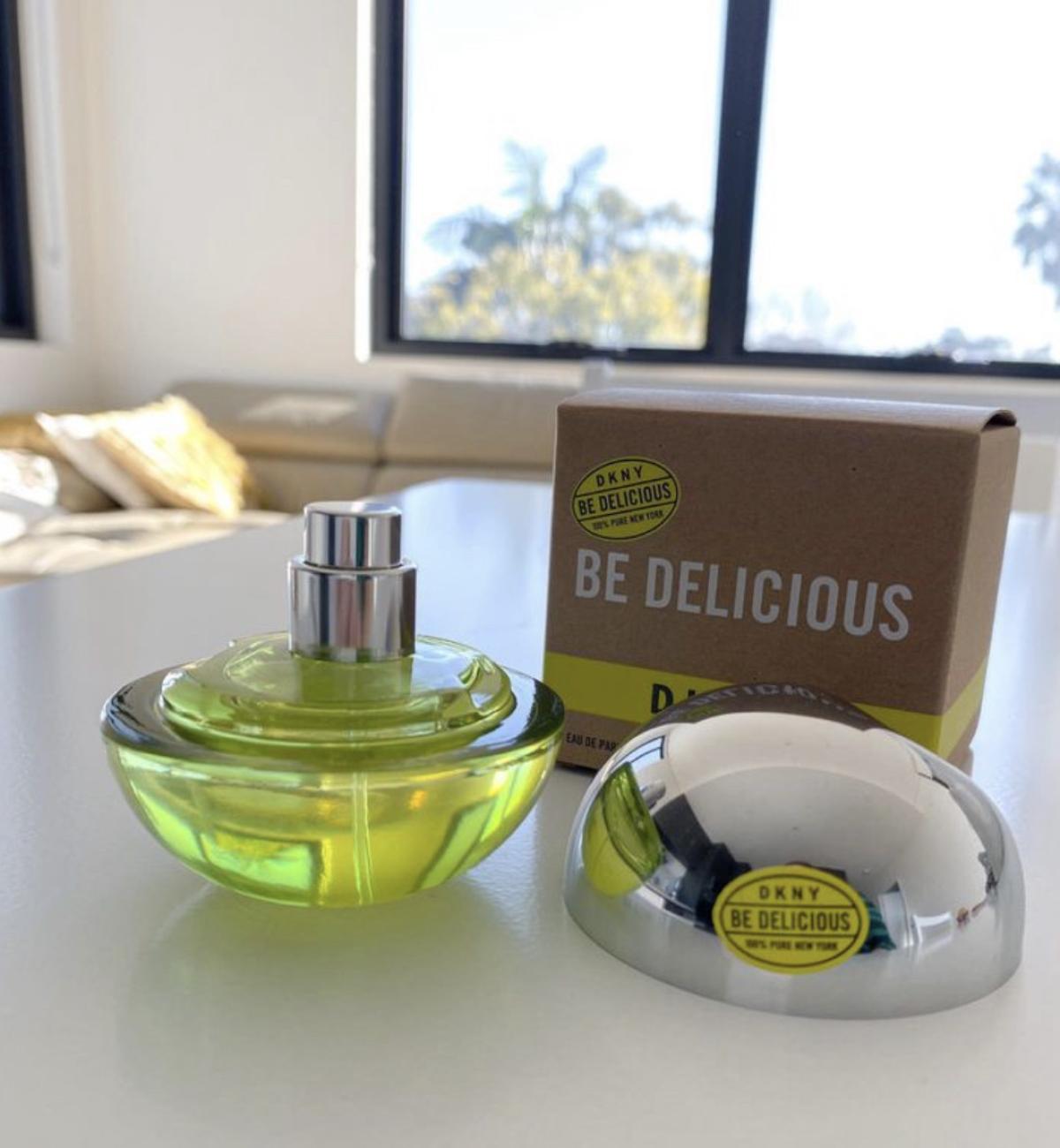 DKNY Be Delicious Donna Karan perfume - a fragrance for women 2004