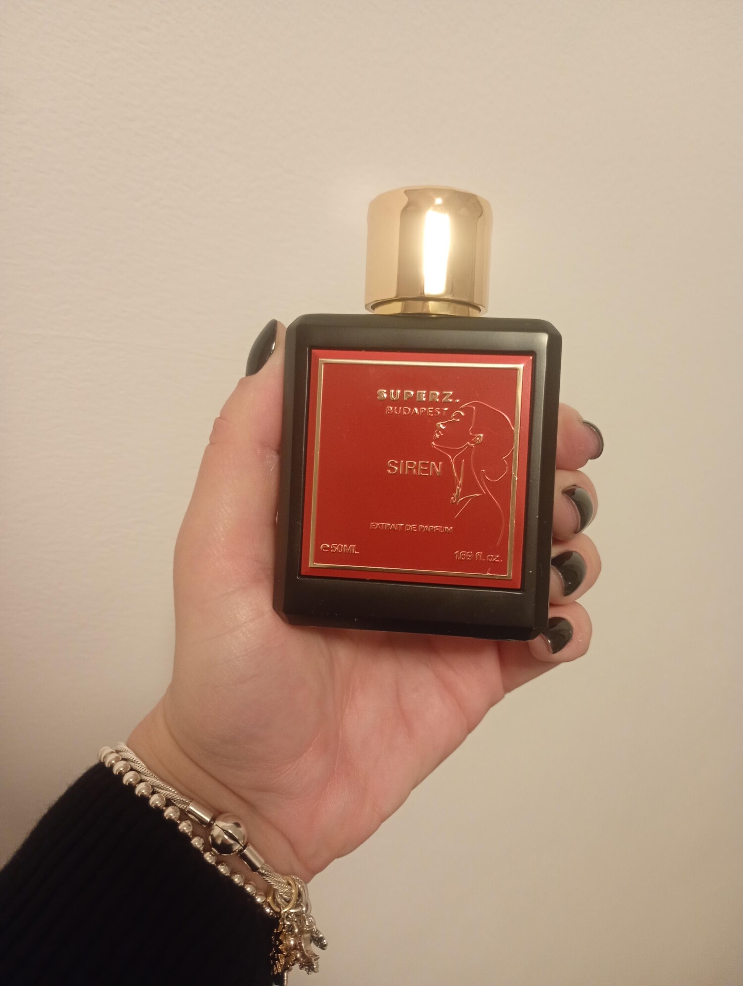 Siren Superz. perfume - a fragrance for women 2021