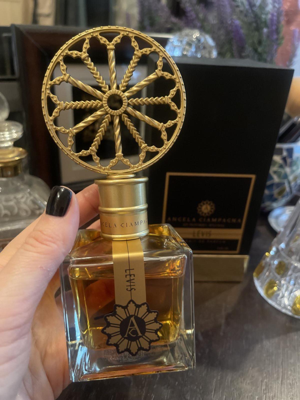 Levis Angela Ciampagna perfume - a fragrance for women and men 2023