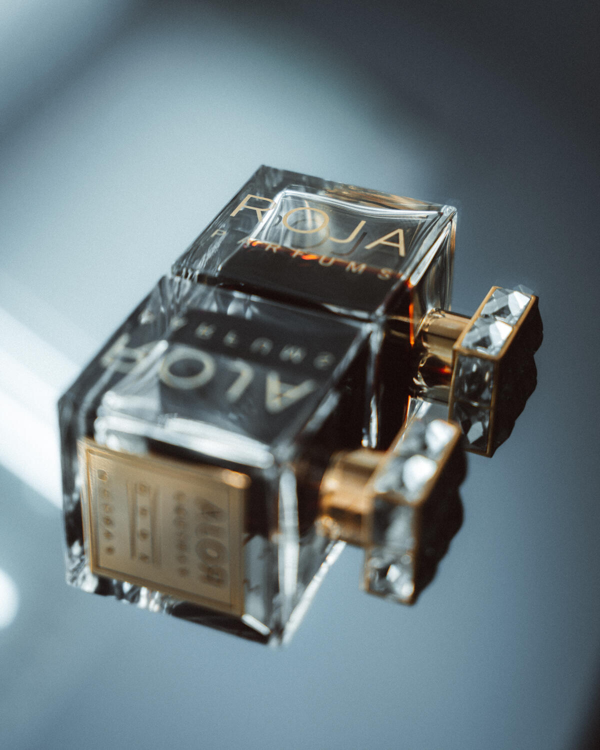 Aoud Roja Dove perfume - a fragrance for women and men 2010