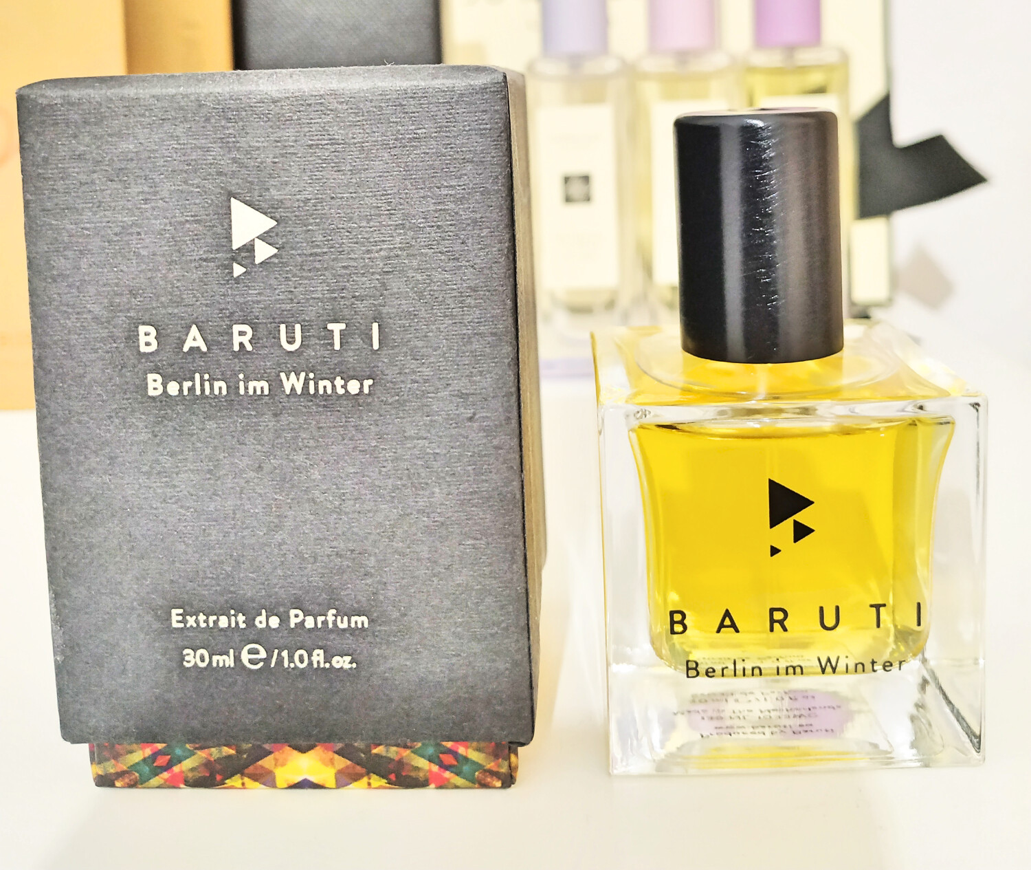Berlin Im Winter Baruti 香水 - 2015年のユニセックス フレグランス