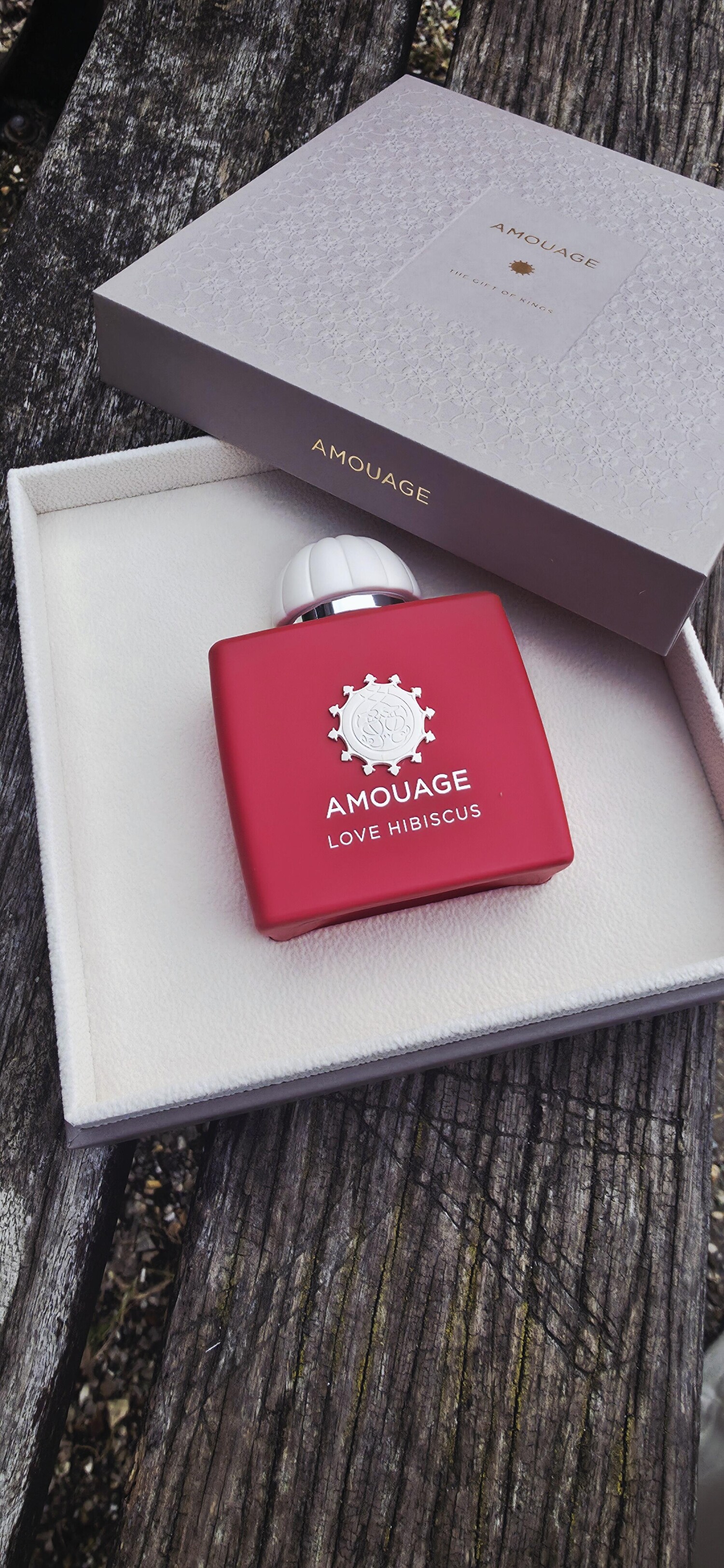 Love Hibiscus Amouage perfume - a new fragrance for women 2026