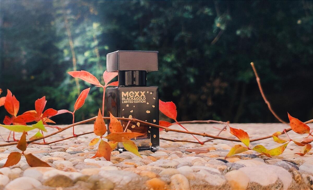 Mexx Black for Her Mexx perfume - a fragrance for women 2009