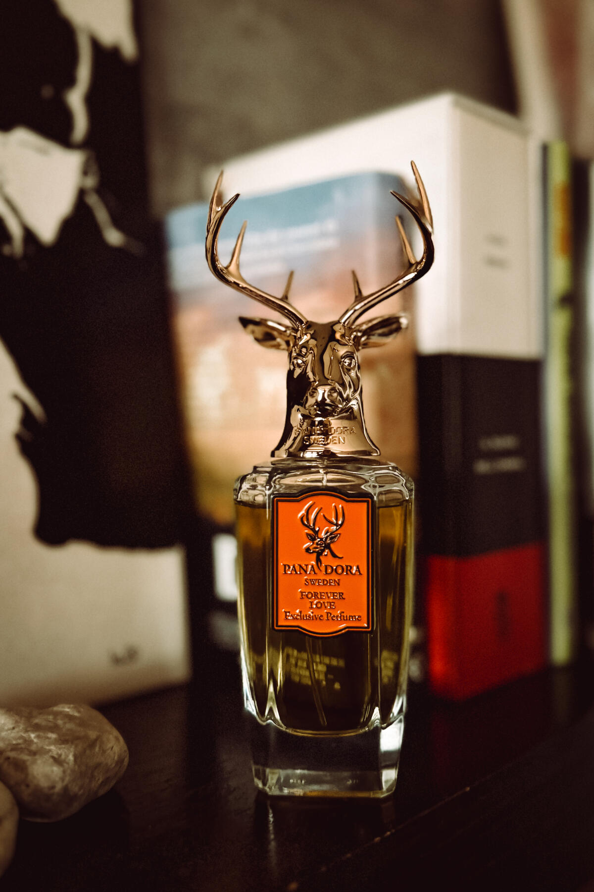 Forever Love Pana Dora perfume - a fragrance for women and men 2023