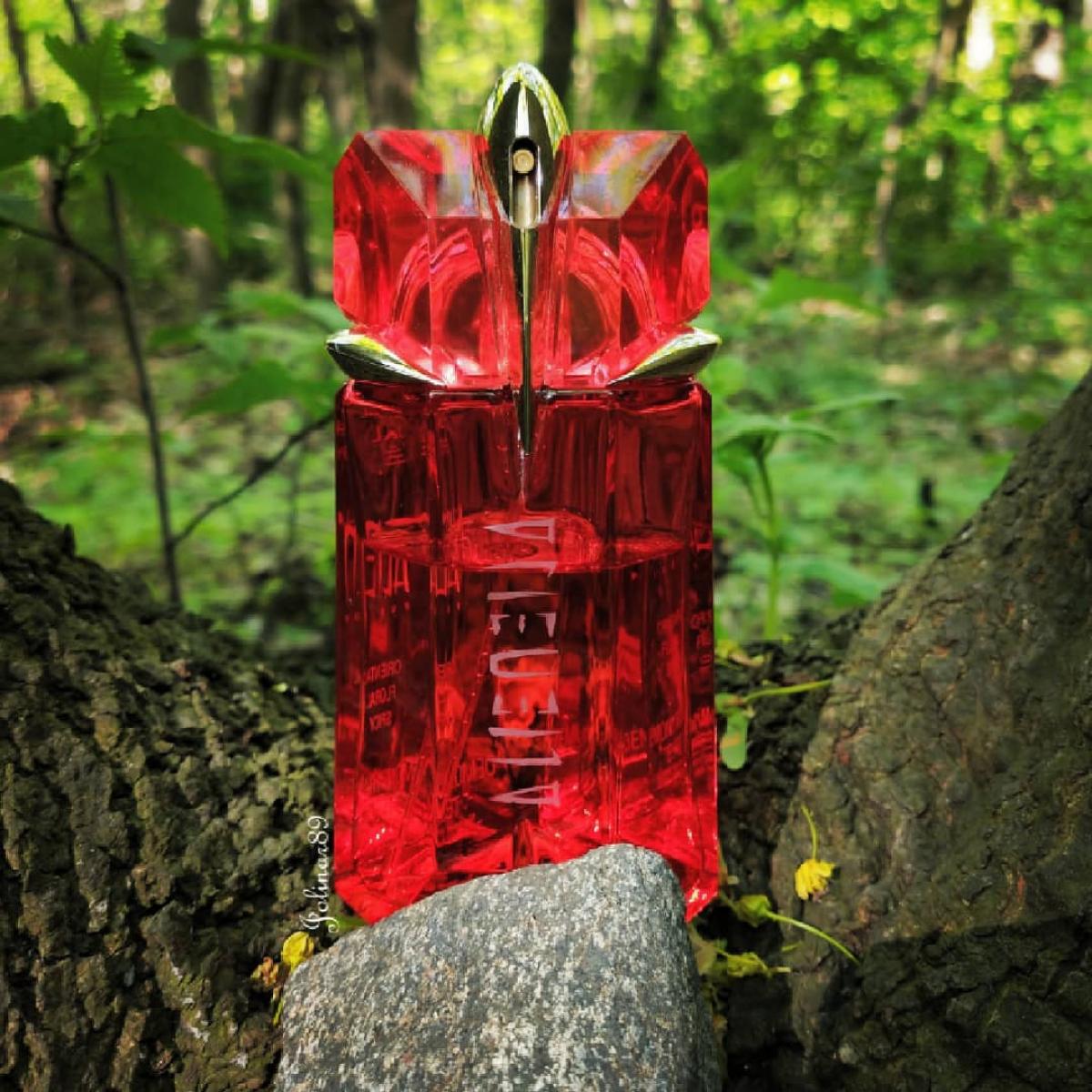 Alien Fusion Mugler perfume - a fragrance for women 2019