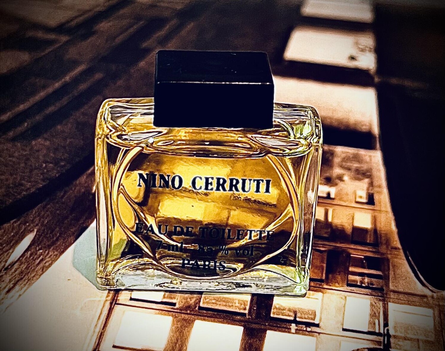 Nino Cerruti Pour Homme Cerruti コロン - 1979年の男性用 フレグランス