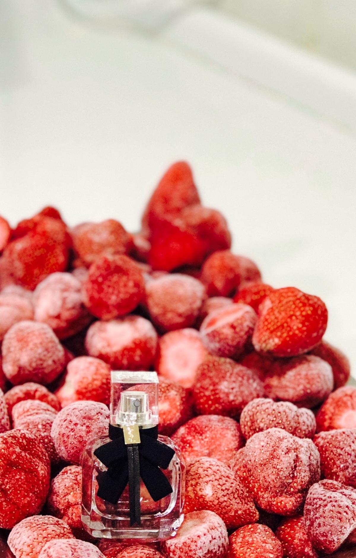 Mon Paris Yves Saint Laurent perfume - a fragrance for women 2016