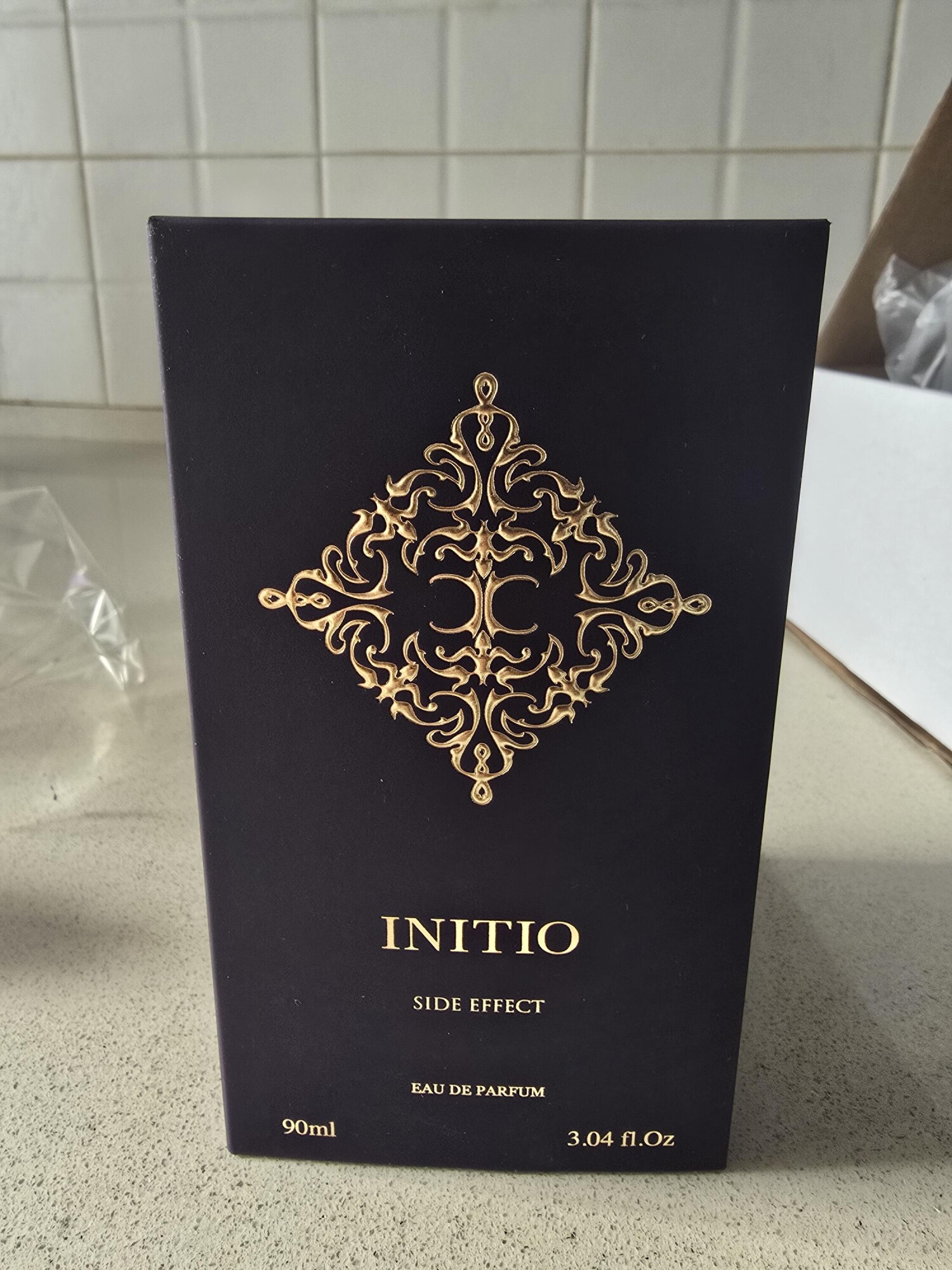 Side Effect Initio Parfums Prives perfume - a fragrance for women and ...