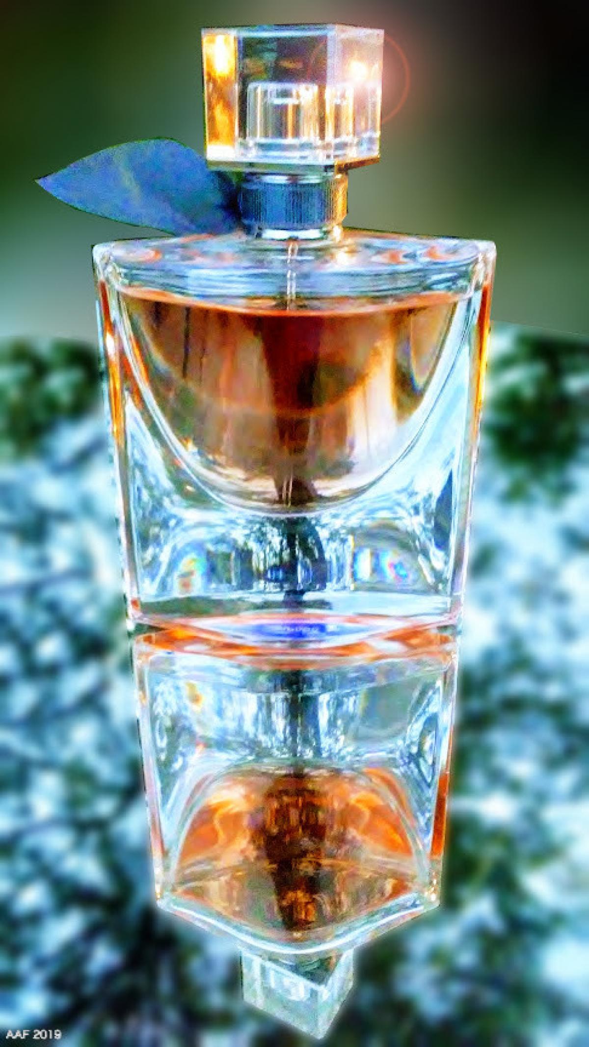 La Vie Est Belle Lancome perfume - a fragrance for women 2012