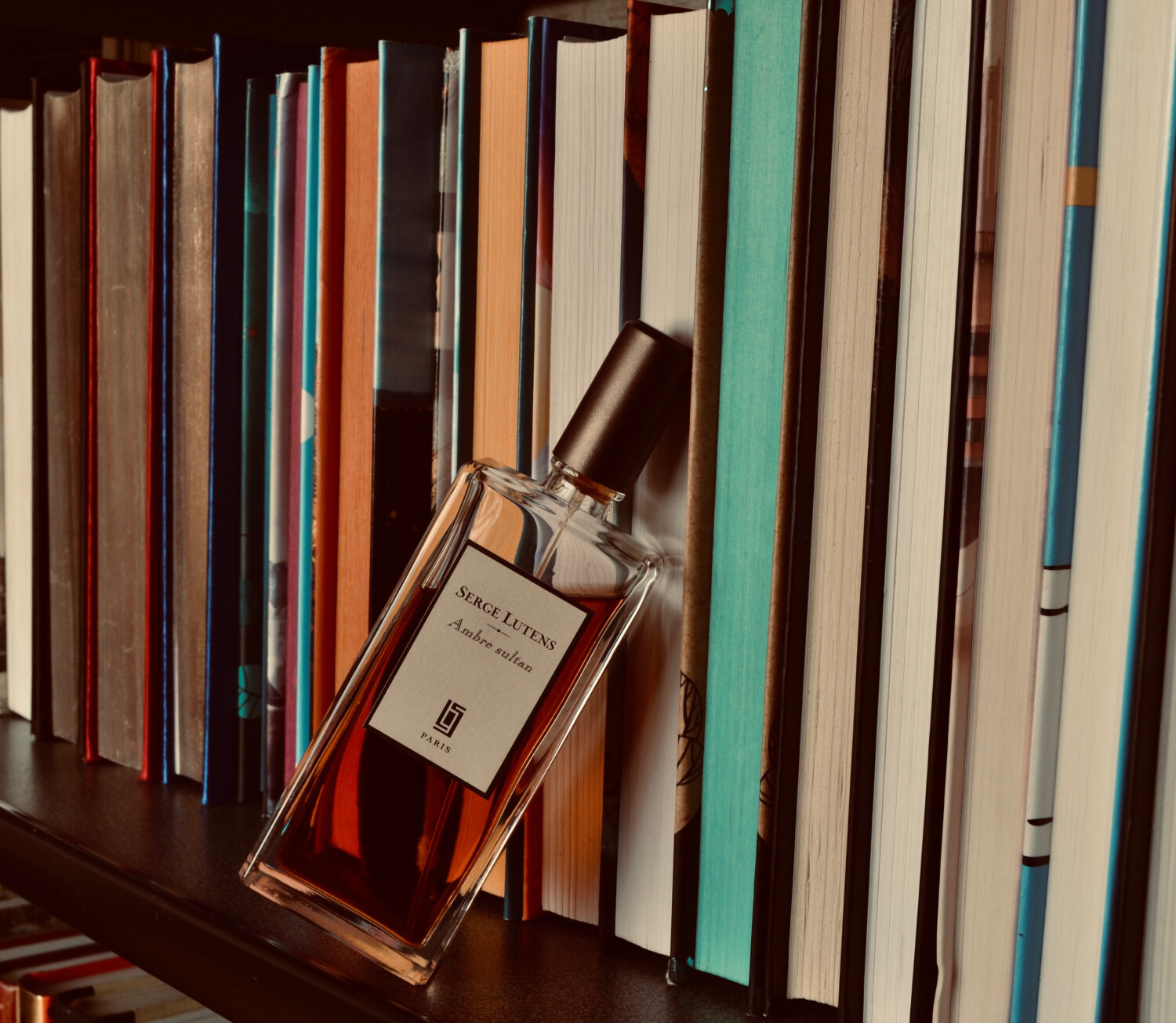 Ambre Sultan Serge Lutens perfume - a fragrance for women and men 2000