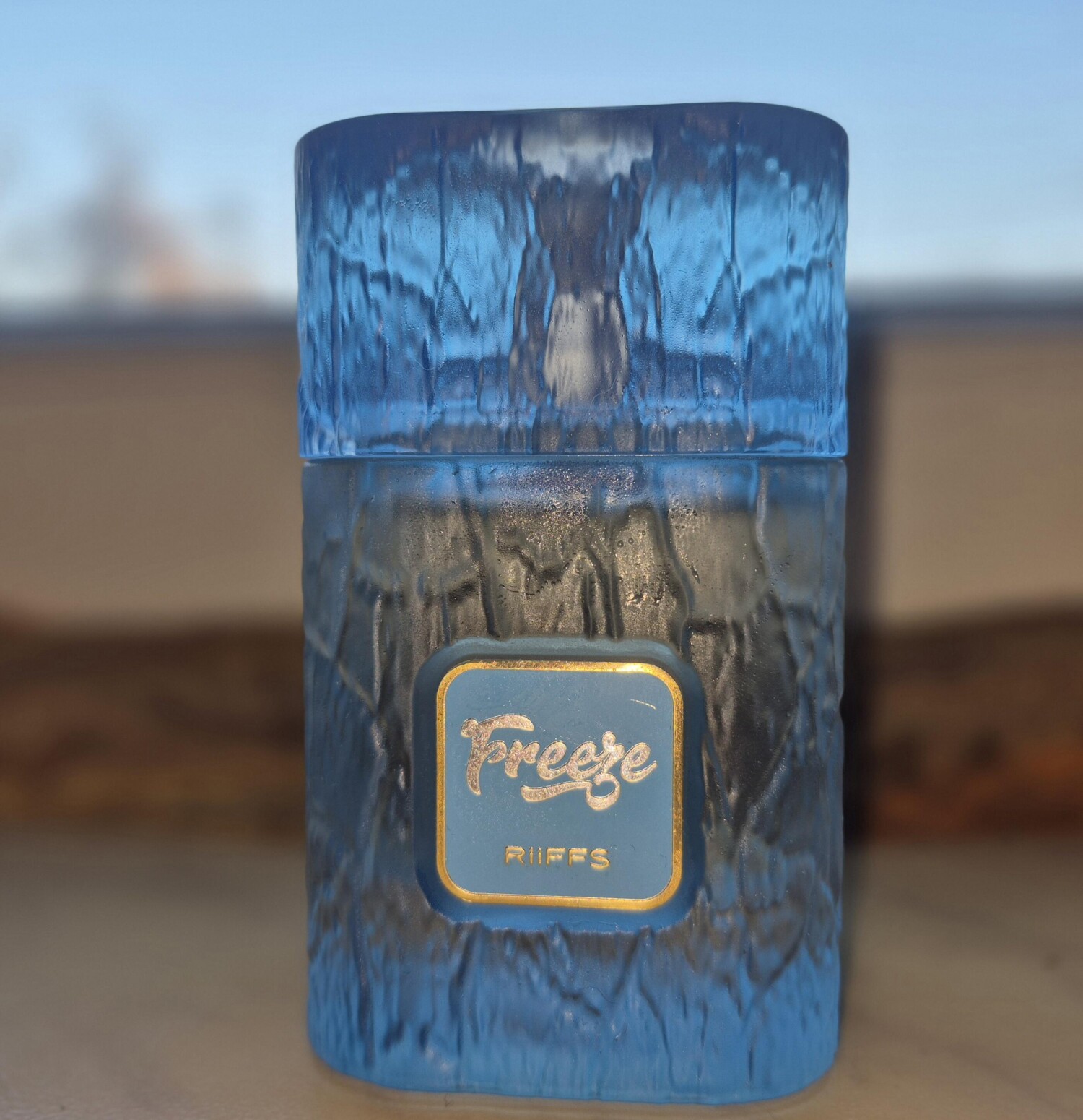 Freeze Riiffs Perfumes perfumy - to nowe perfumy dla kobiet i mężczyzn 2025