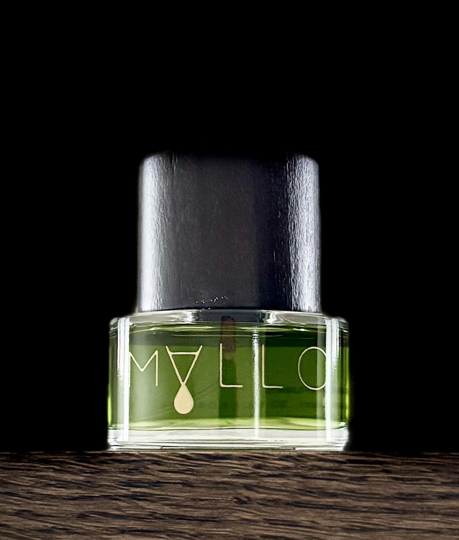 VAR Mallo parfum - un nouveau parfum pour homme et femme 2025