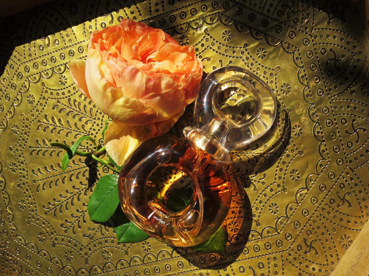 Bijan Bijan perfume - a fragrance for women 1986