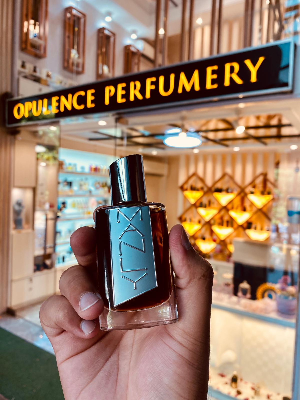 Manly Areej Le Doré perfume - a fragrance for women and men 2021