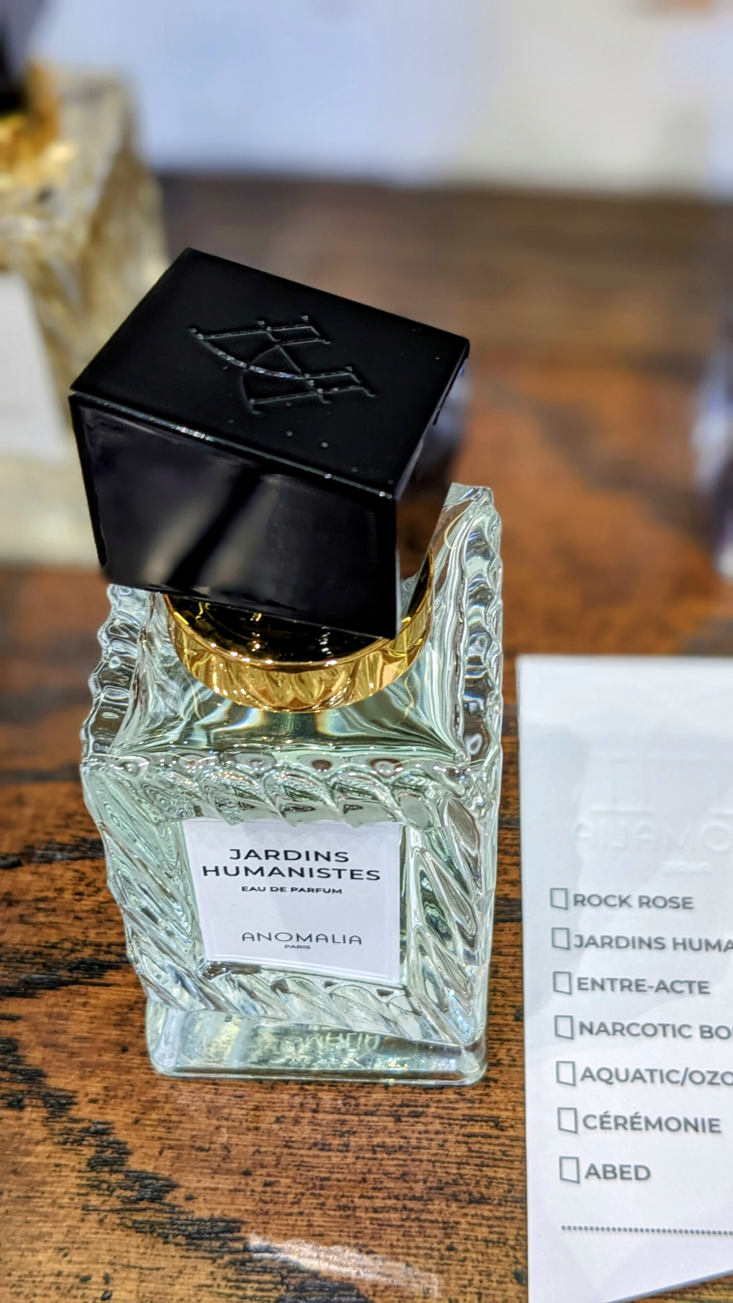 Jardin Humanistes Anomalia Paris parfum - un parfum pour homme et femme ...